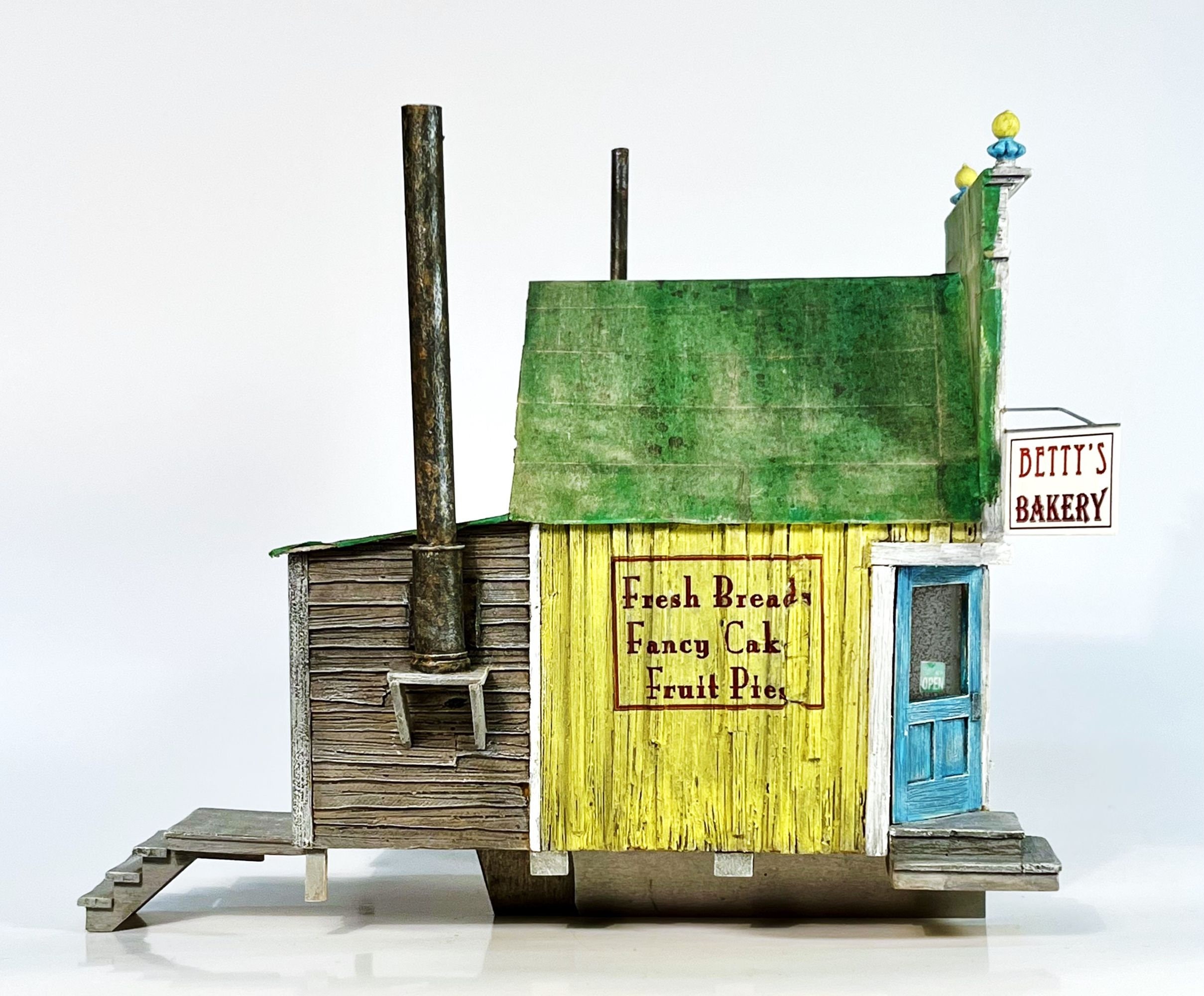 O/on30 1:48 Scale Betty’s Bakery Building Kit for Diorama, Model ...