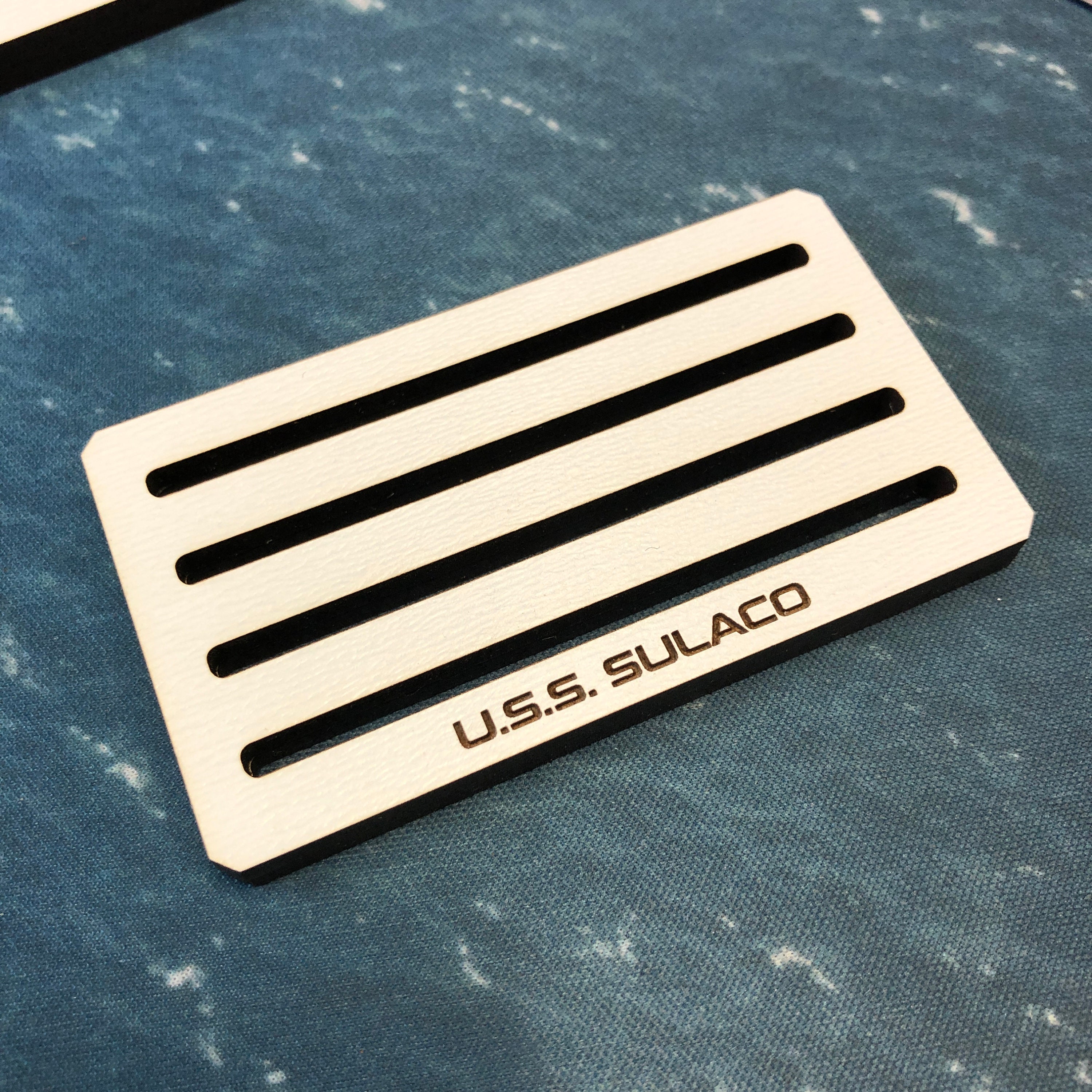 Aliens AGDITC Slotted Card Holders - Etsy Australia