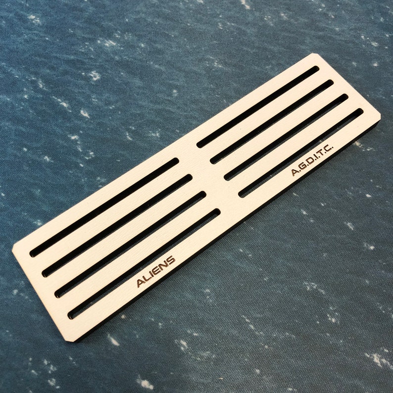 Aliens AGDITC Slotted Card Holders | Etsy