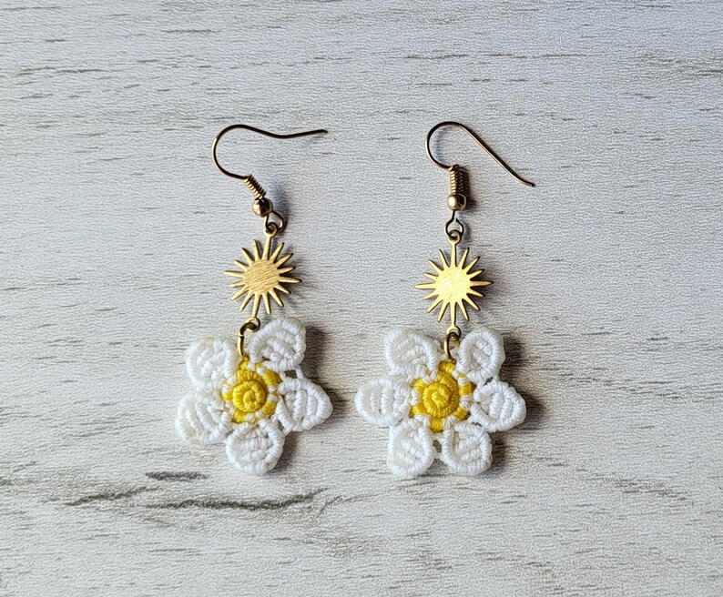 Macrame Daisy Flower Earrings With Sun Charms, Sun Flower Celestial ...