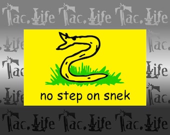 No Step on Snek Flag | Etsy