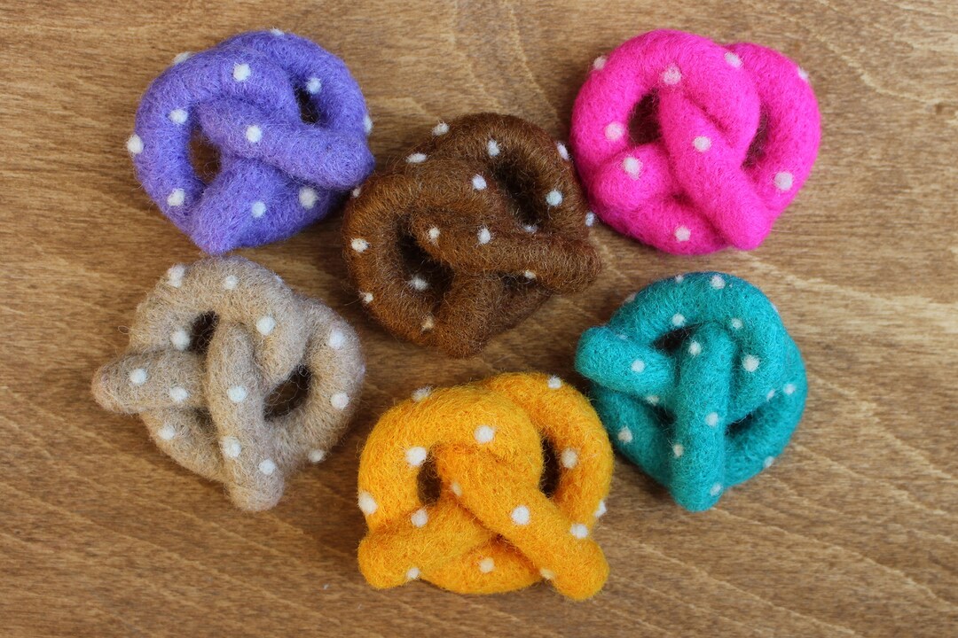Needle Felt Pretzel Brooch: Handmade Wool Pin - Etsy