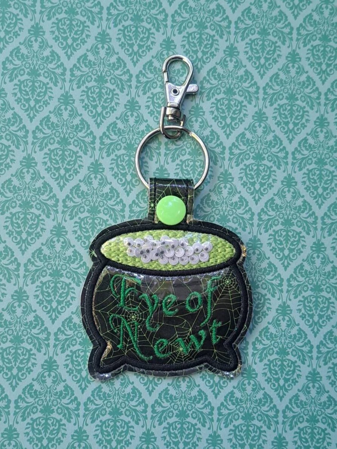 Witch's Cauldron Cute Clip on Keychain, Eye of Newt Handmade Snow Globe ...