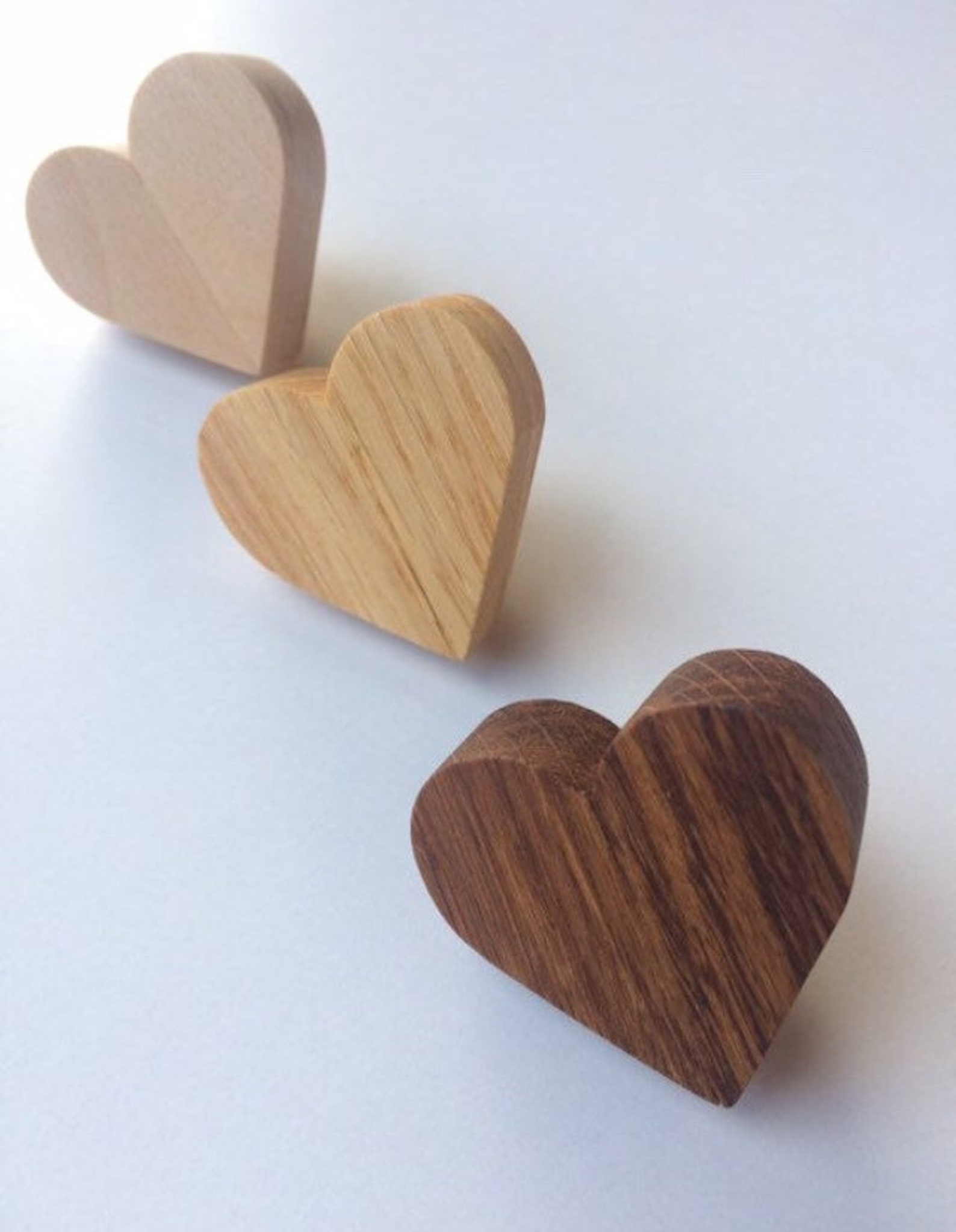 SW098 Heart Oaq Knob/wood Knobs/cabinet Pull/knobs/children's Room - Etsy