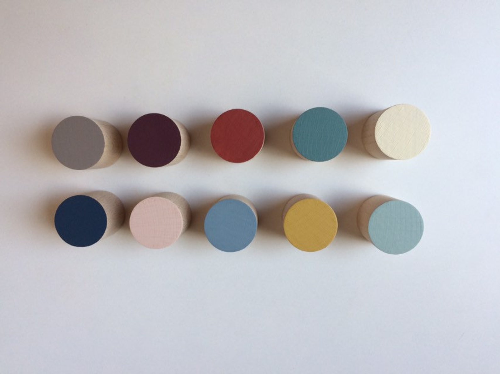 SW031 Cylindric Wooden Knobs/colorful Knobs/camera - Etsy UK