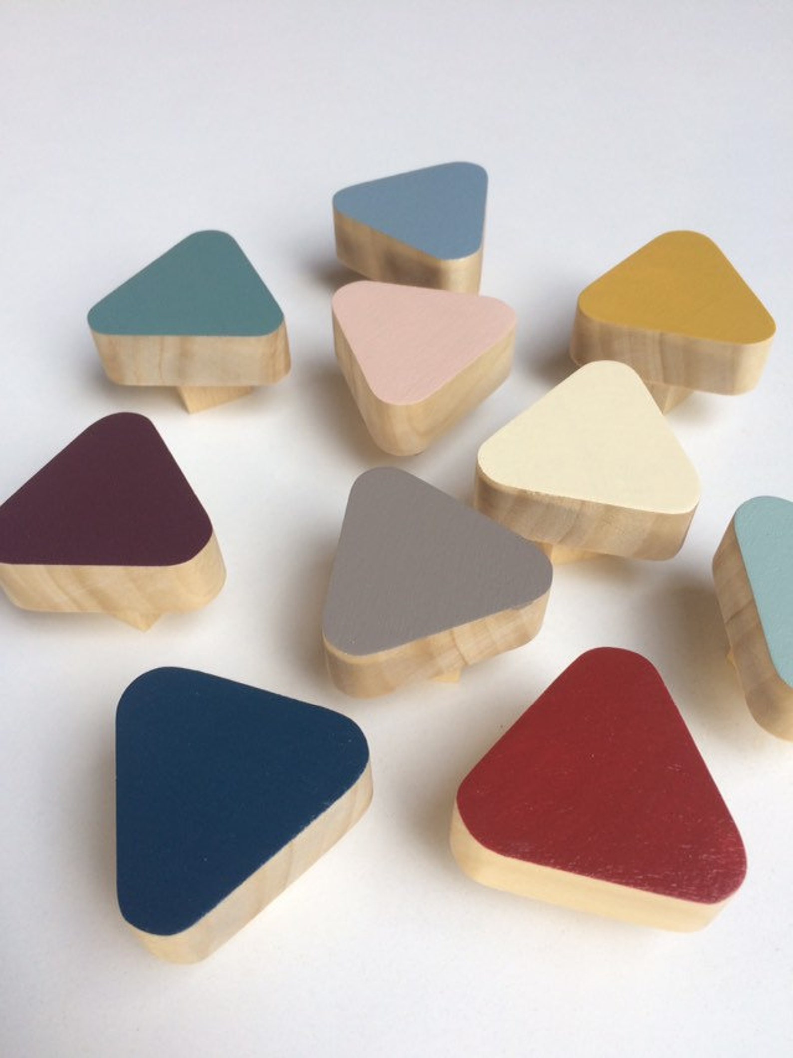 SW075 Colors TRI Wooden Knobs/colors Knob/children Room/modern Pulls - Etsy