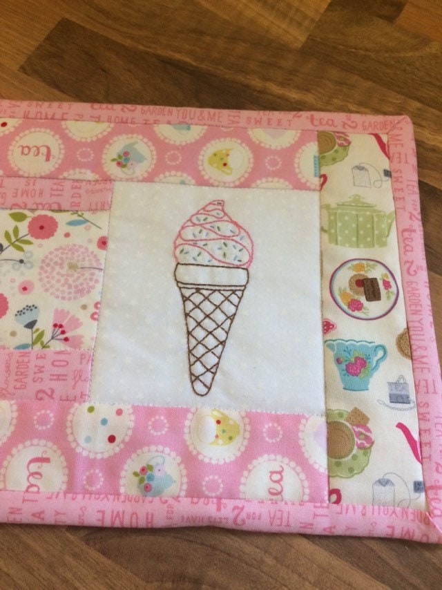 Becher Teppich, Großer Stoff untersetzer, Quilted Matte, Snackmatte ...