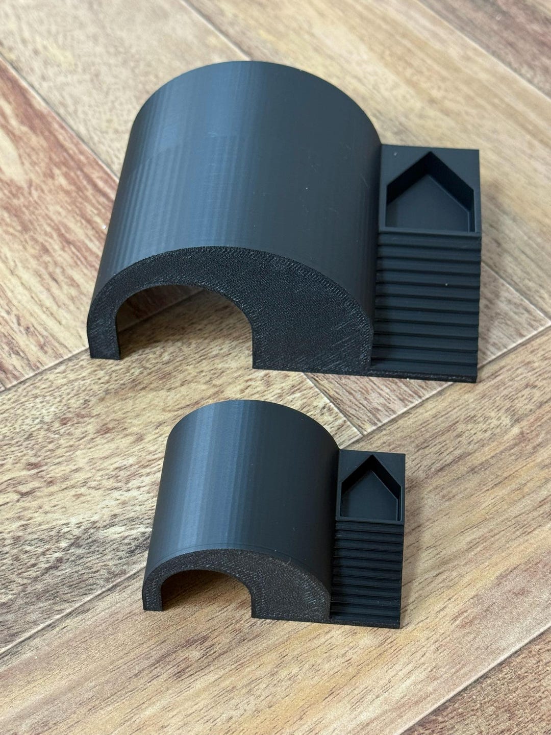 Small Animal Hide With Built-in Water/food Bowl | Reptile, Isopod ...