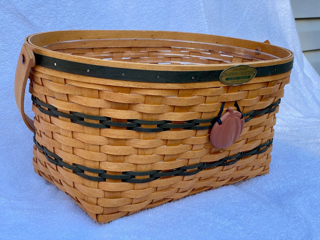 Longaberger Traditions Collection Family Basket 1995 With Protector and ...