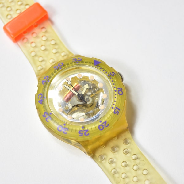 Vintage Bubble Watch - Etsy