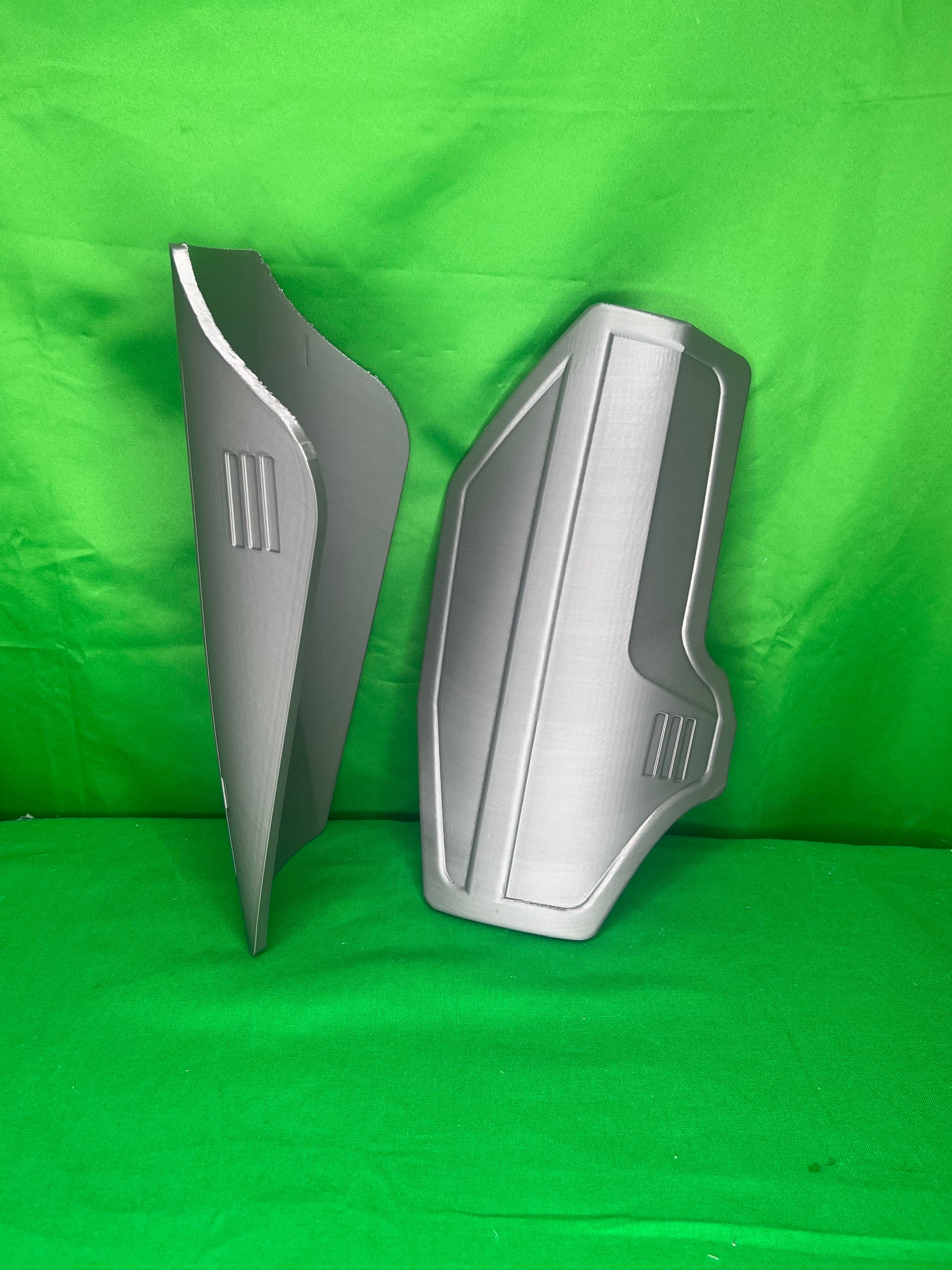 Mandalorian Armor - Custom Thigh Plate Armor - Etsy