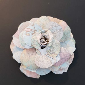 Map Paper Flowers || Mixed Little Flowers, Travel Wedding Centerpiece ...