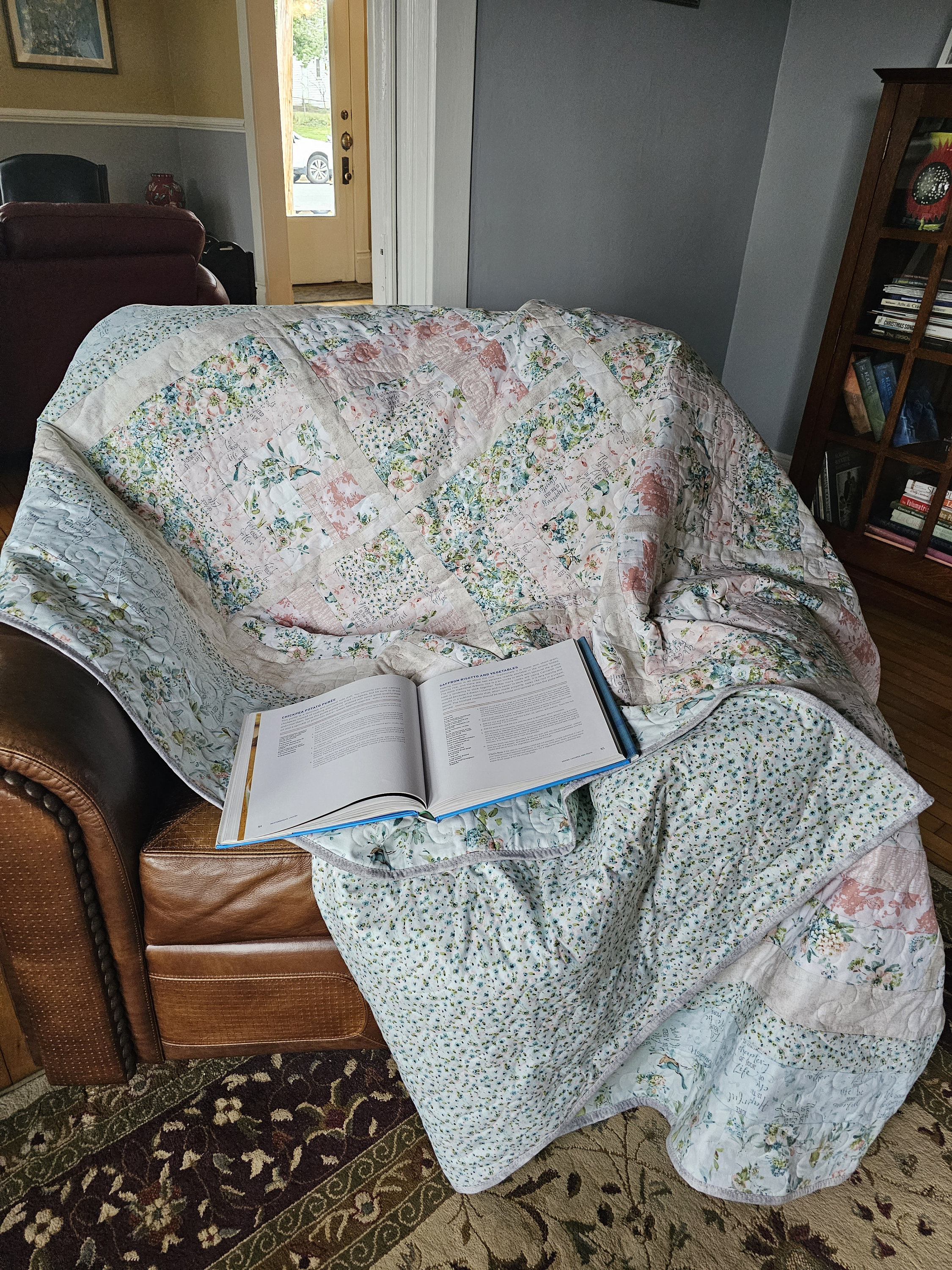 Mint and Pink Queen-size Bed Quilt, Cotton Cottage Patchwork, Quilted ...