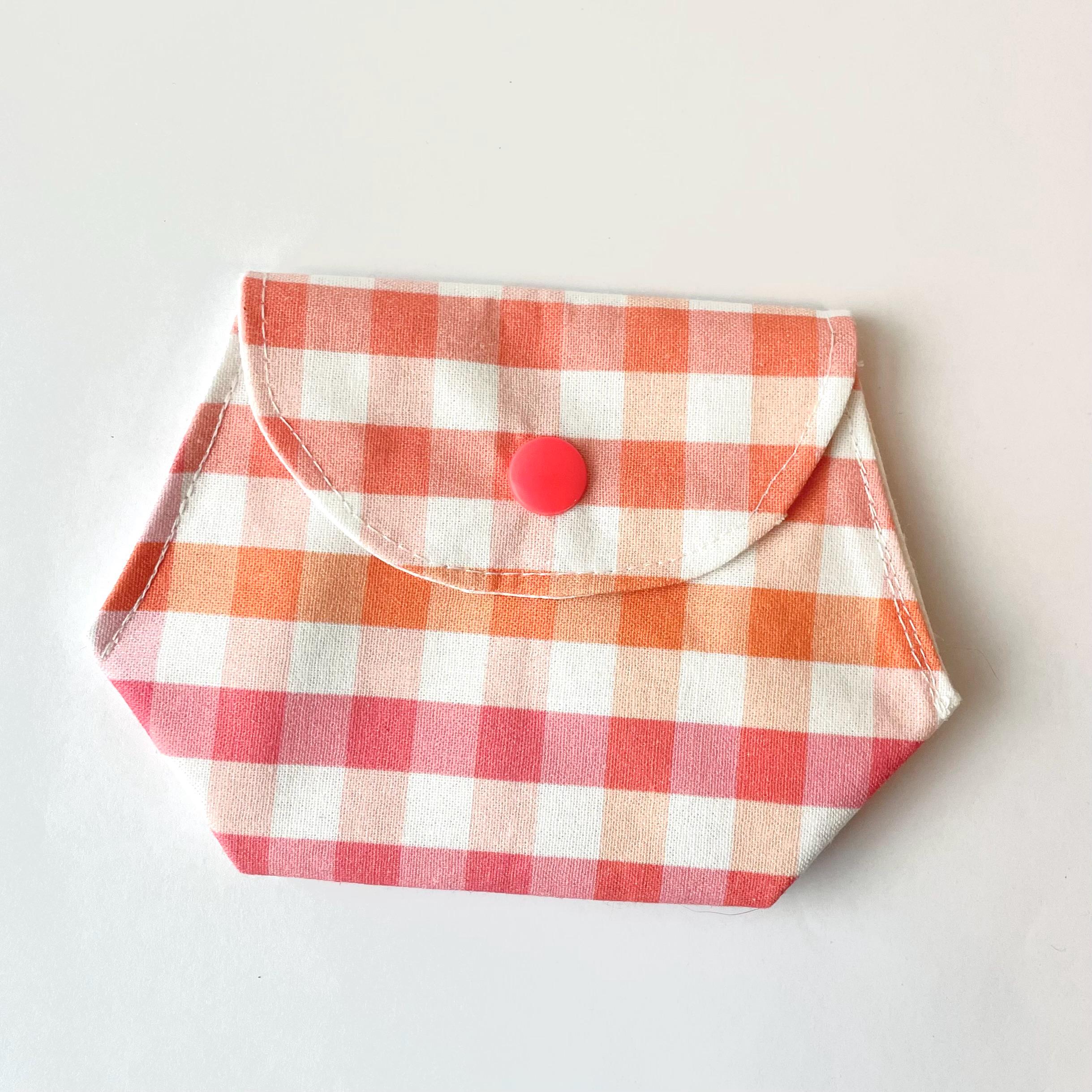 Expandable Snap Pouch for Coins, Credit Cards, Gift Cards, Lipstick ...