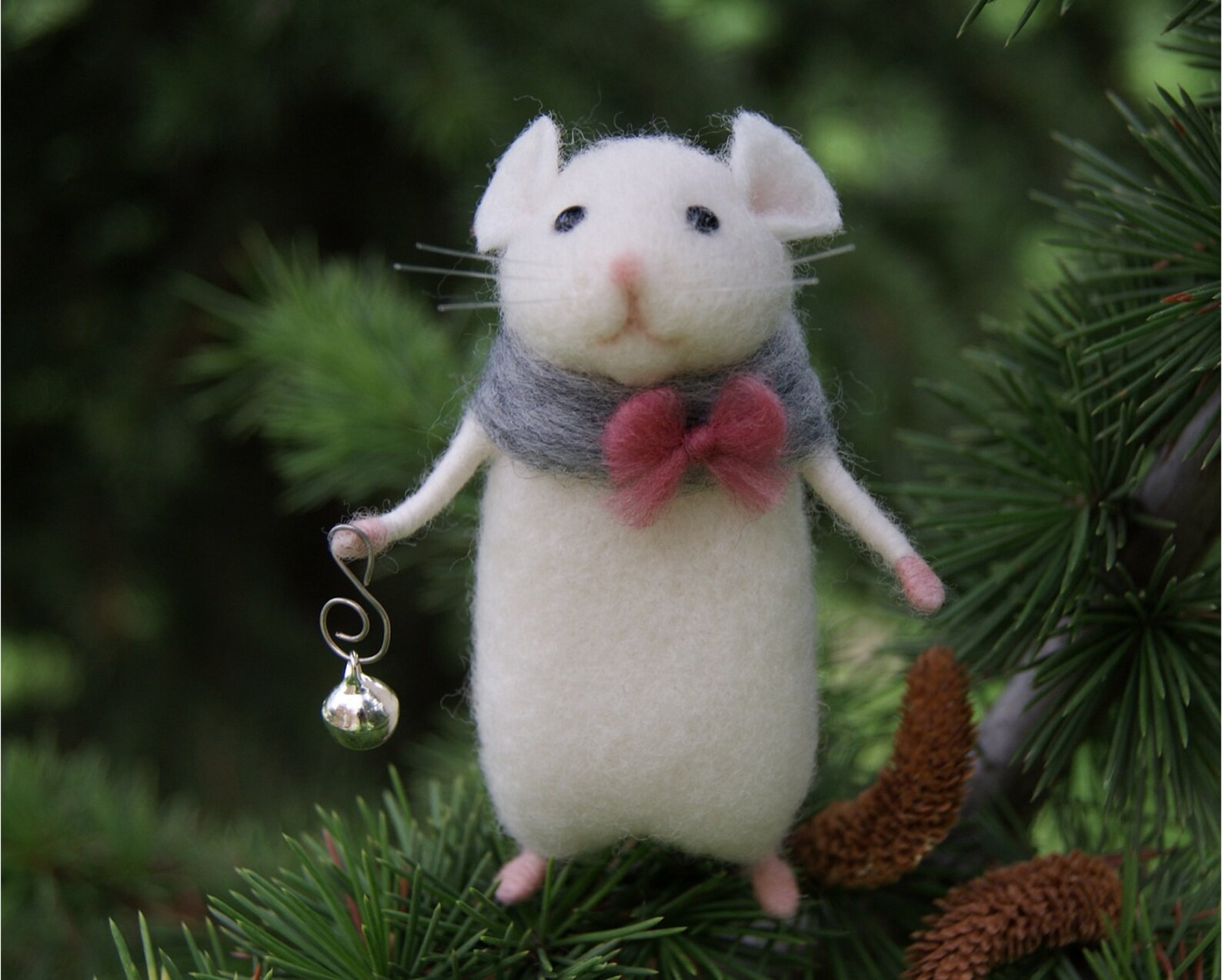 Needle felted Christmas mouse with a bell | Etsy