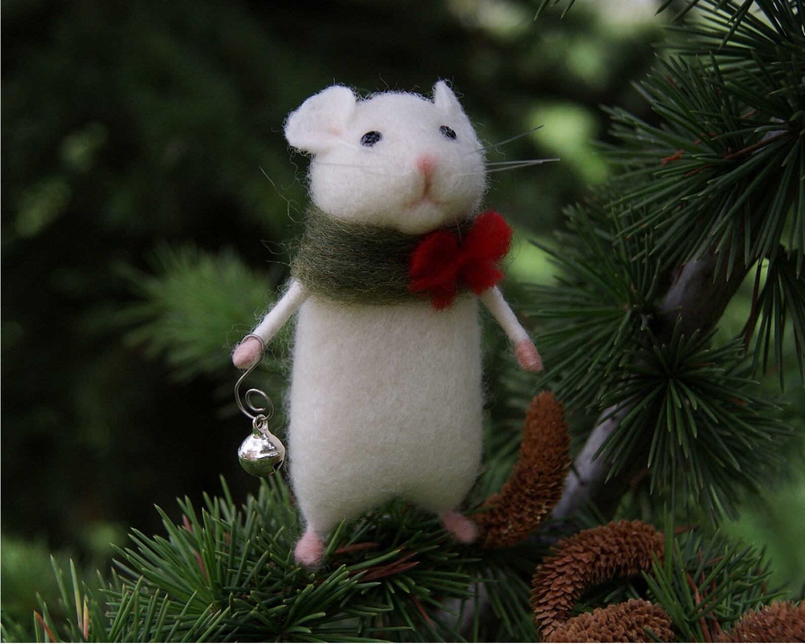 Needle Felted Christmas Mouse With a Bell - Etsy