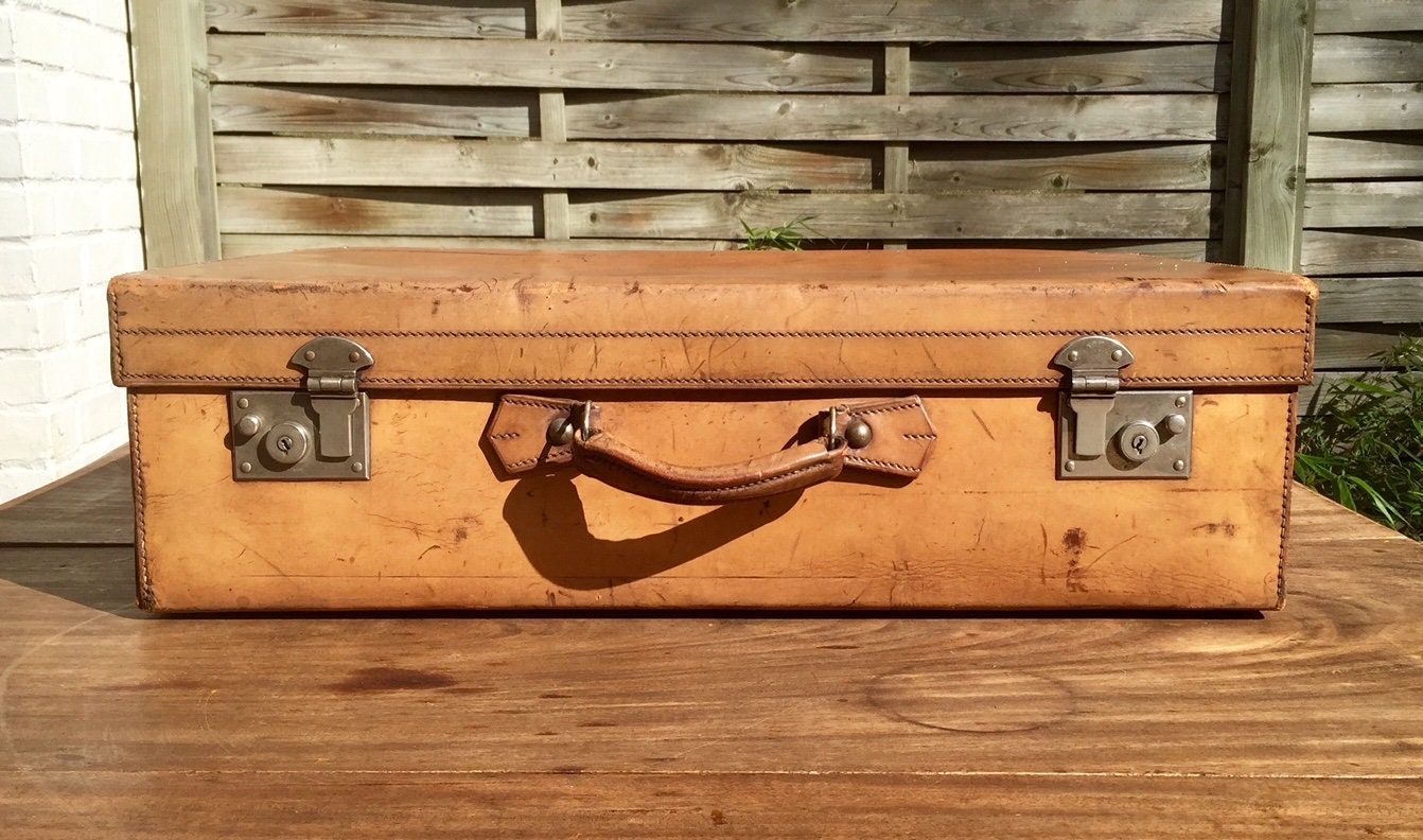 Leather travel suitcase - Valise de voyage en cuir