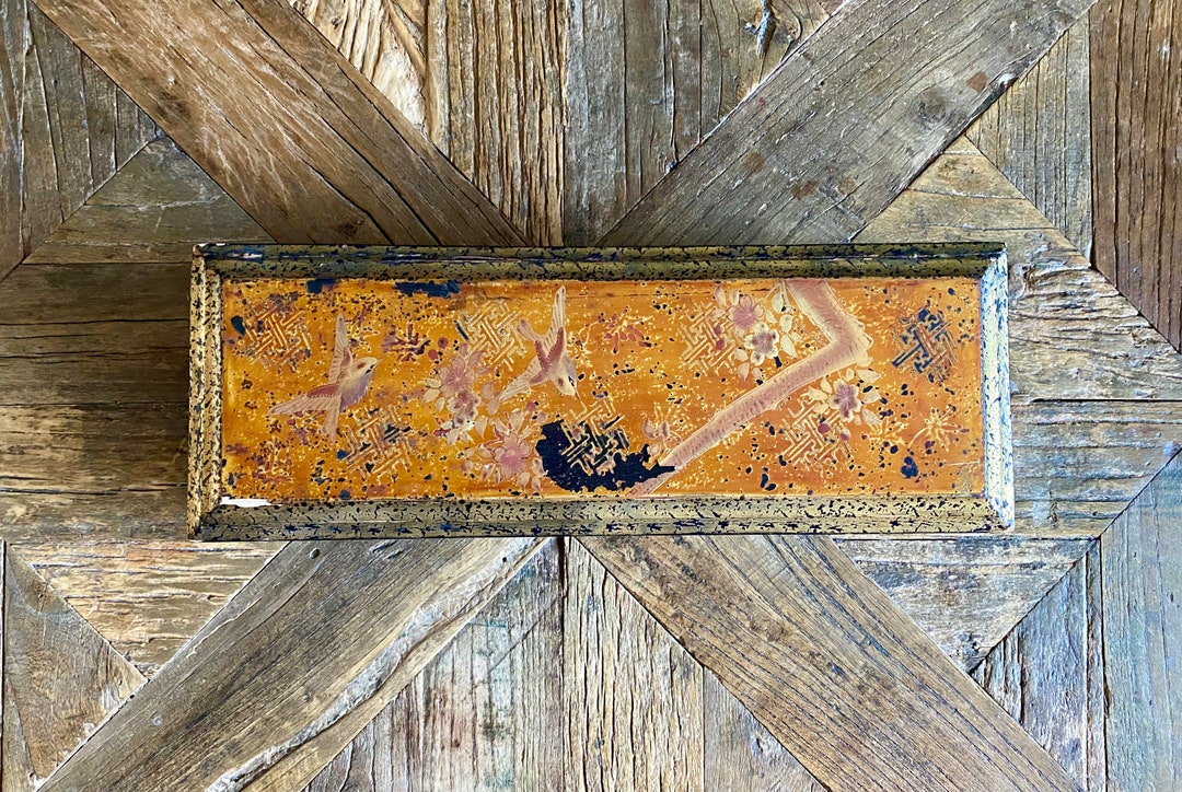 Japanese Lacker Illustrated With Birds and Vegetal Designs - Vintage - Etsy