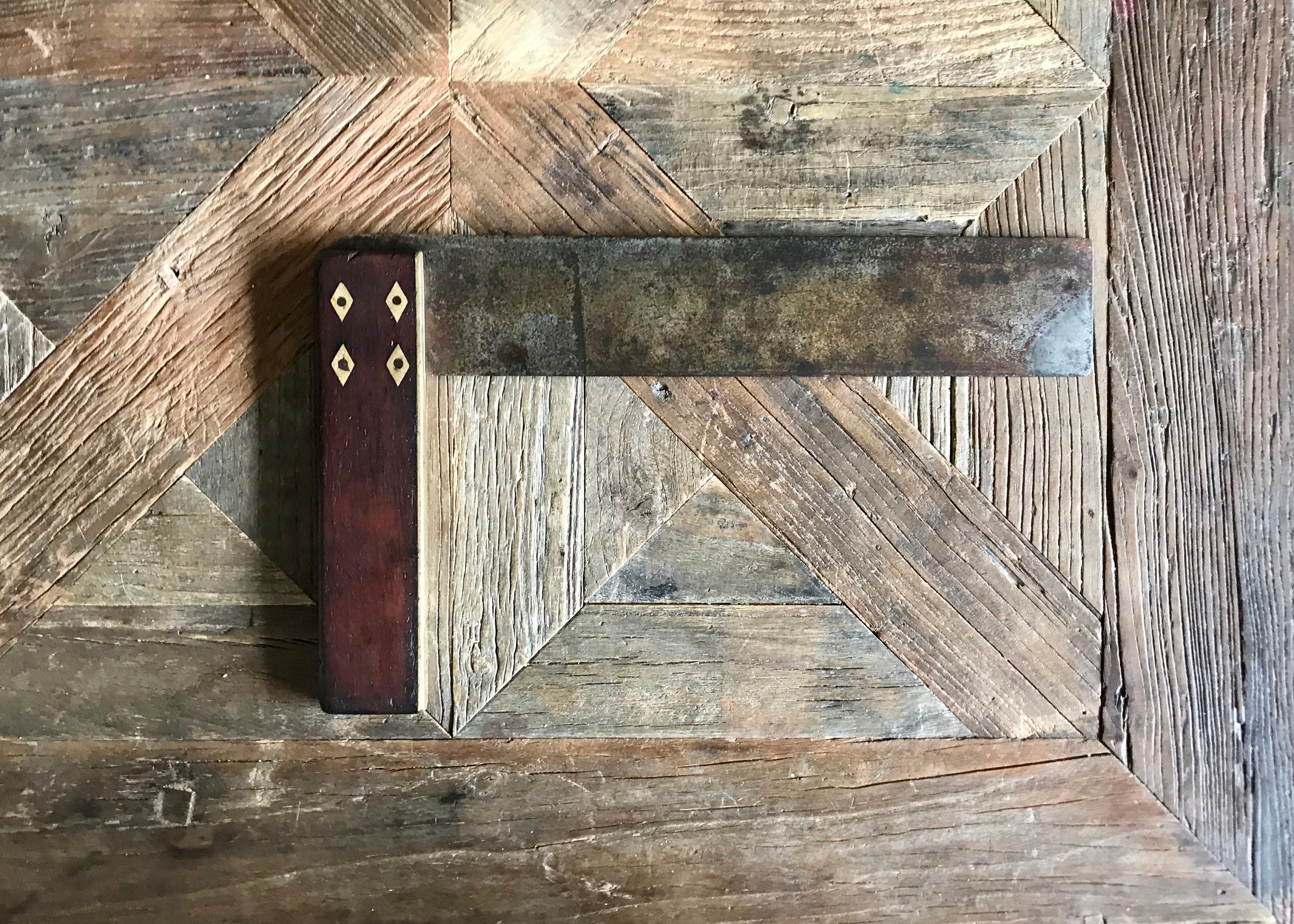 Ancient carpenter's square tool