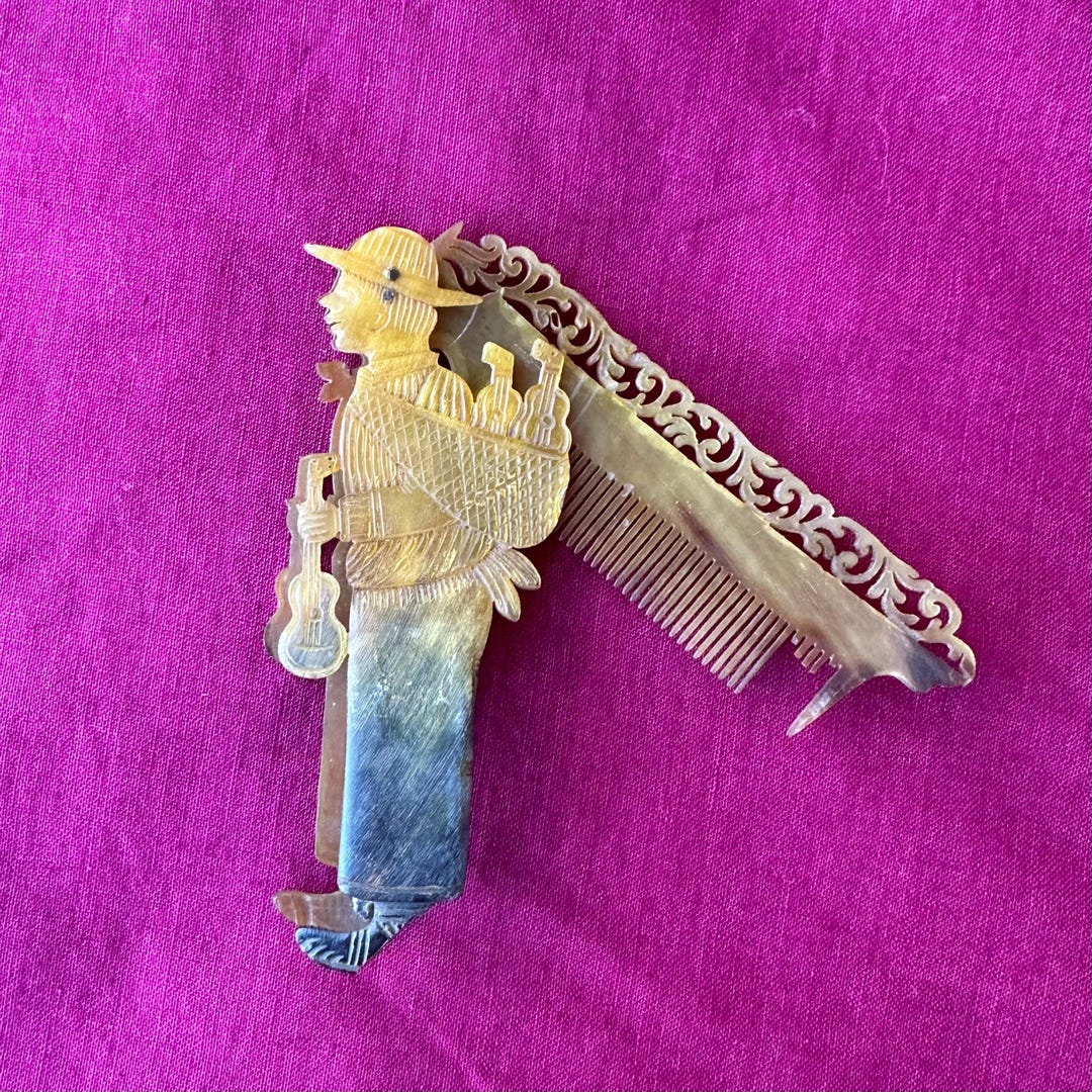 Spanish Folk Art Folding Comb Hand Carved Horn Amber Tortoise Guitar ...