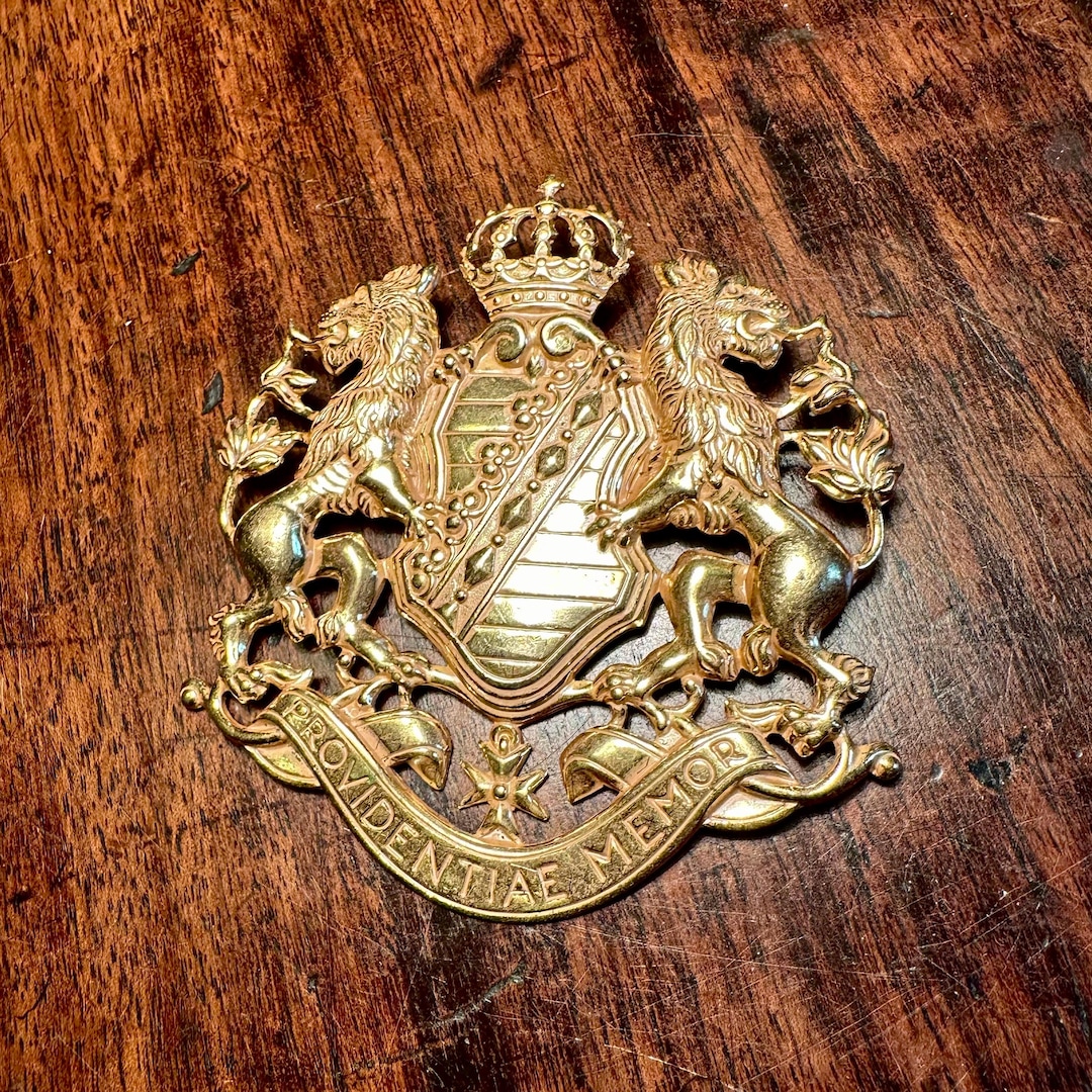 Miriam Haskell Large Saxony Coat of Arms Brooch Pin / Gold Brass Shield ...