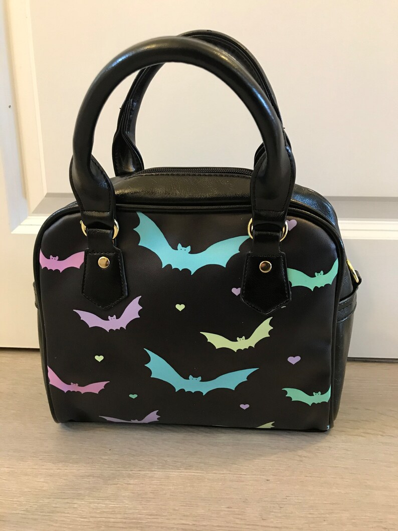 Spooky Pastel Goth Bat Print Ladies Everyday Handbag Shoulder Bag Punk ...