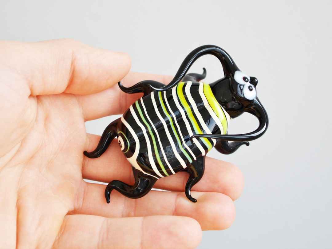 Black Glass Bug Figurine – Blown Glass Insect Sculpture – Miniature ...