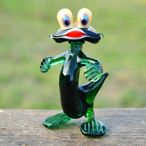 Glass Frog Figurine Animals Glass Frog Sculpture Artglass Toy - Etsy