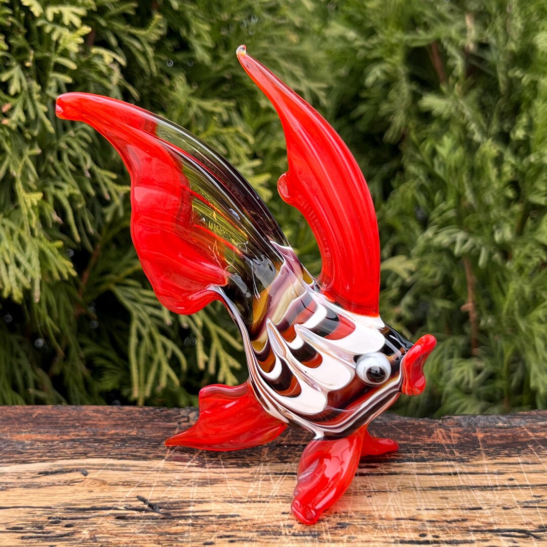 Red Glass Fish Figurine – Miniature Blown Fish Sculpture – Art Glass ...