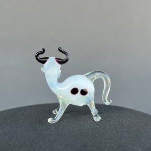Mini Glass Cow Micro Glass Cow Doll House Cow Tiny Miniature of Cow ...