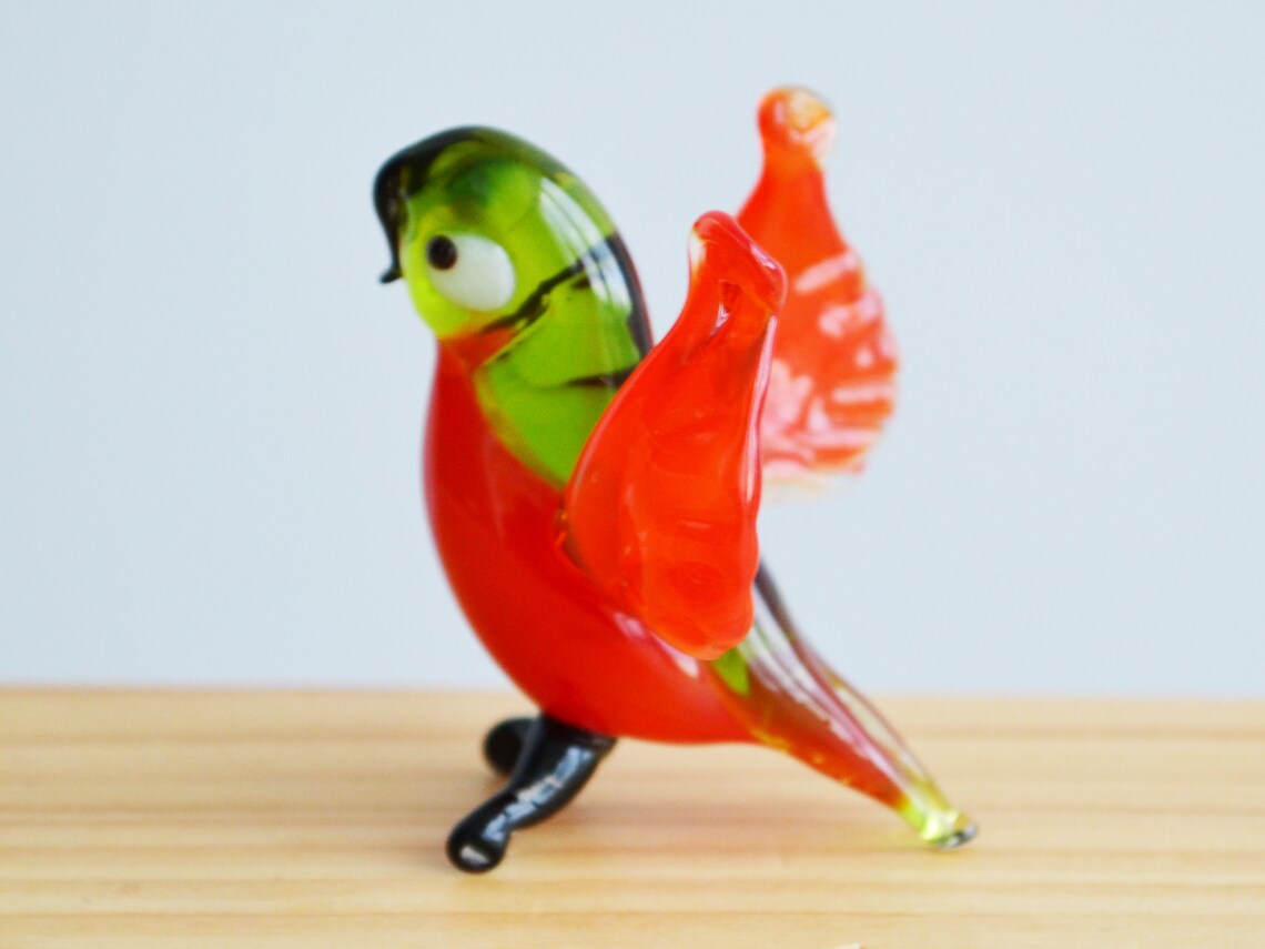 Red Parrot Figurine for Decoration Parrot Statue Decor Artwork - Etsy