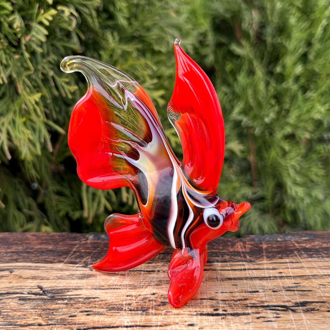 Red Glass Fish Figurine – Blown Art Glass Sea Animal Sculpture ...