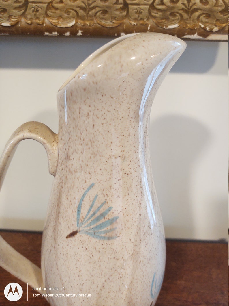 Red Wing Pottery Quail Bob White Pitcher MINT 60 Ounces Near 2 | Etsy