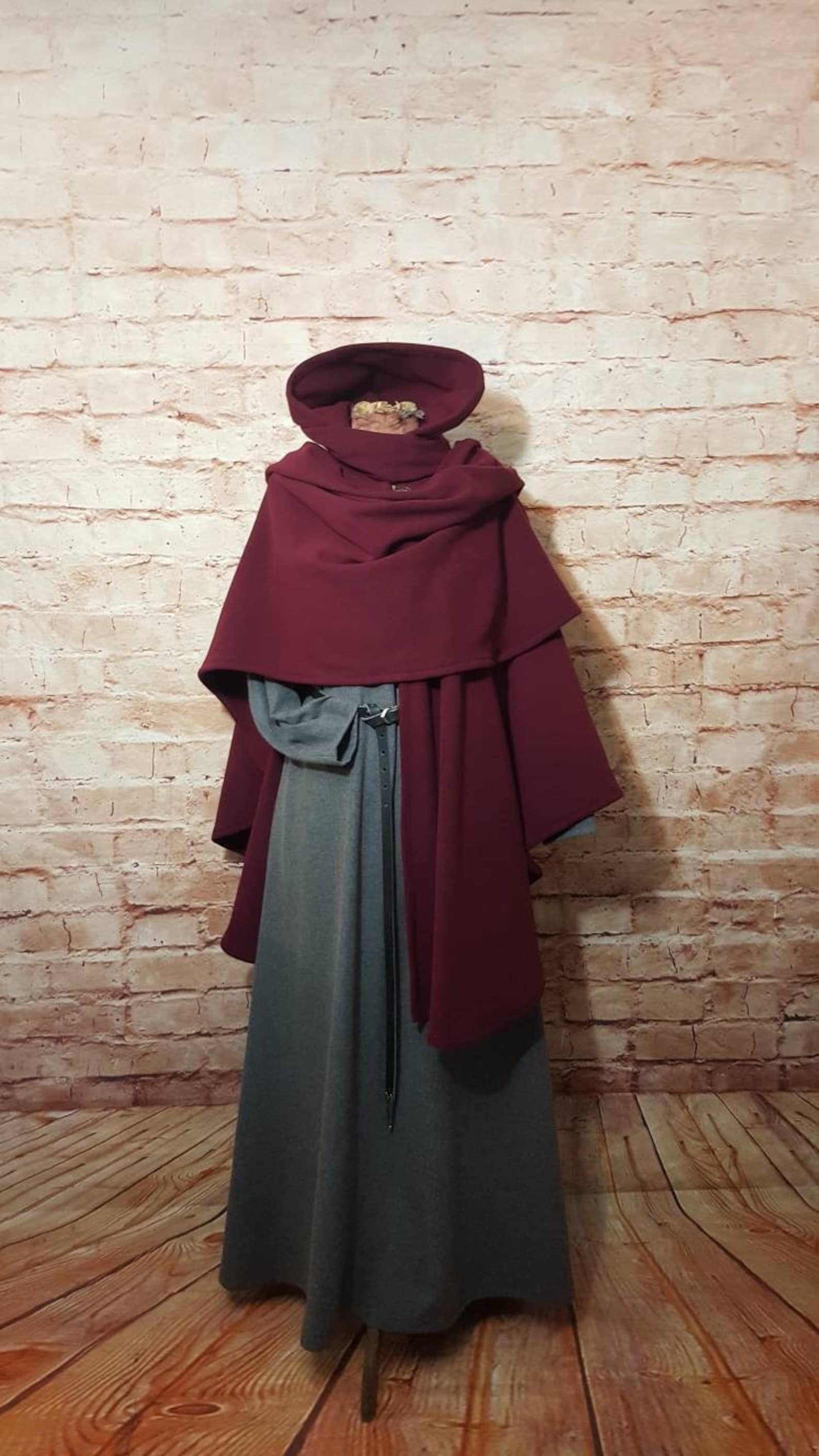 Cape, Poncho, Cape, Coat, Medieval Cloak, Cape, Middle Ages, Bordeaux ...