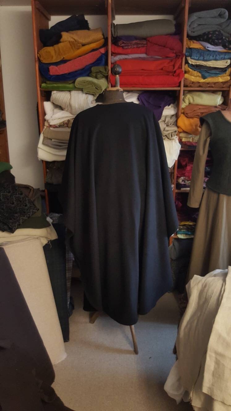 Long Black Cloak Without Hood, Medieval Cloak, LARP Cloak, Fantasy ...