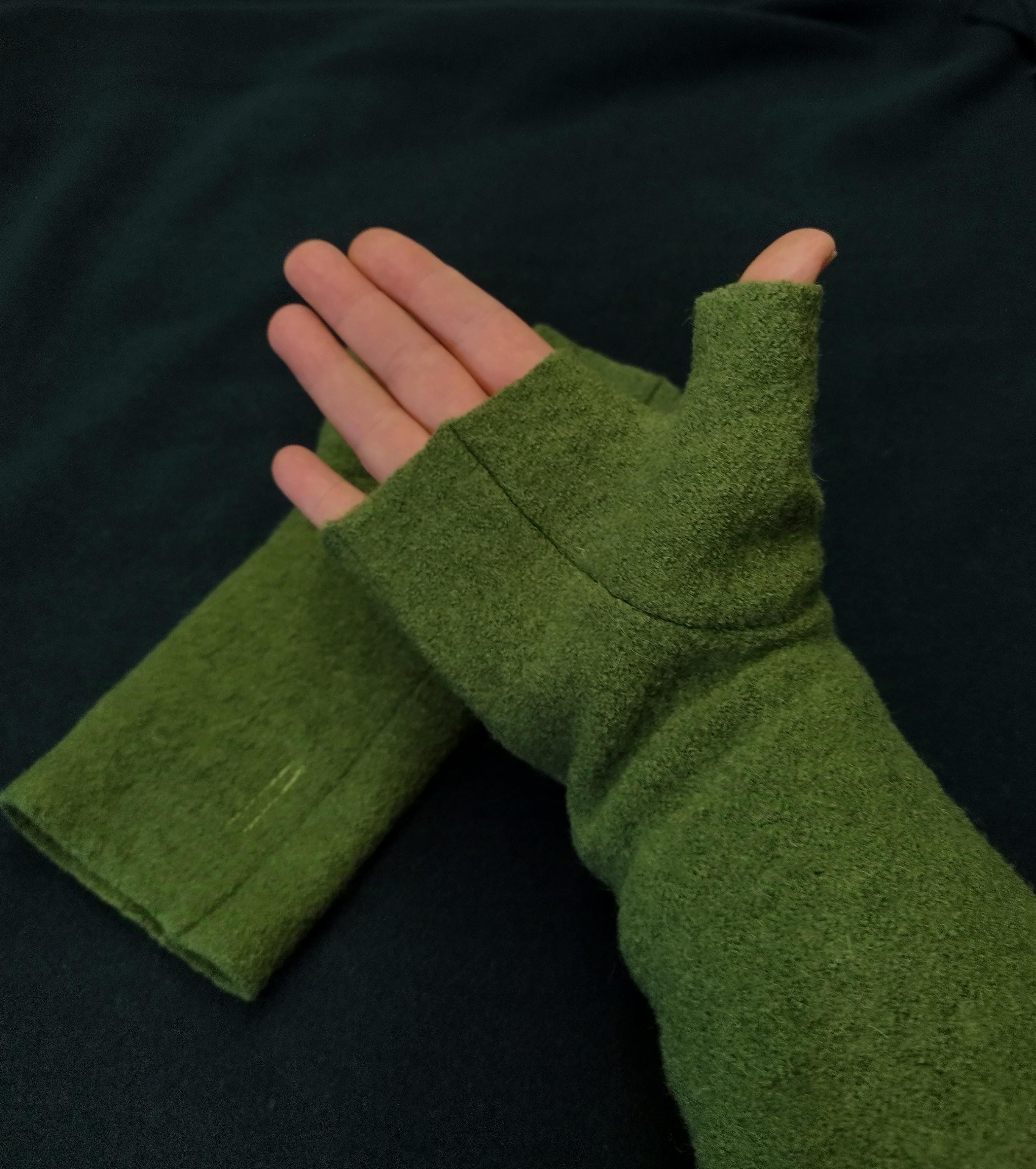 Handwarmer, Medieval Cuffs, Cuffs Black - Etsy