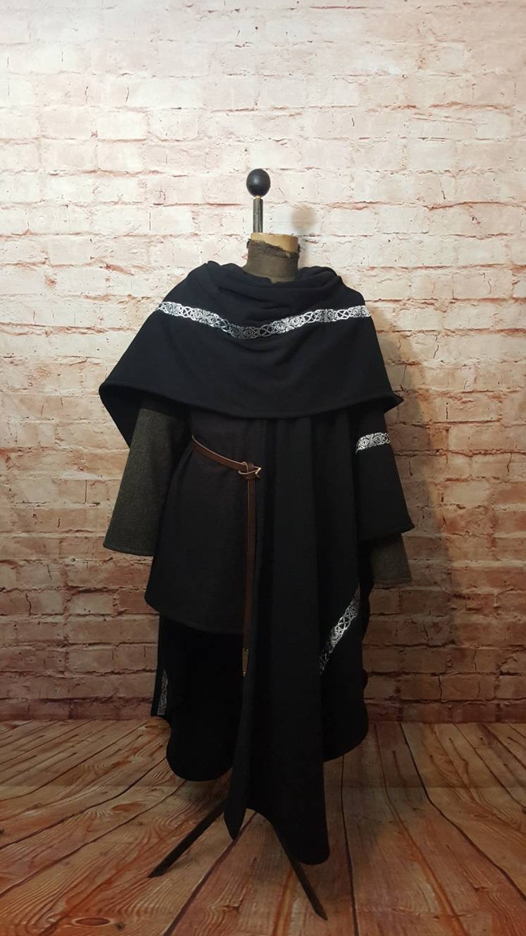 Black Cloak With Border Without Hood, Medieval Cloak, Celtic Cloak Made ...