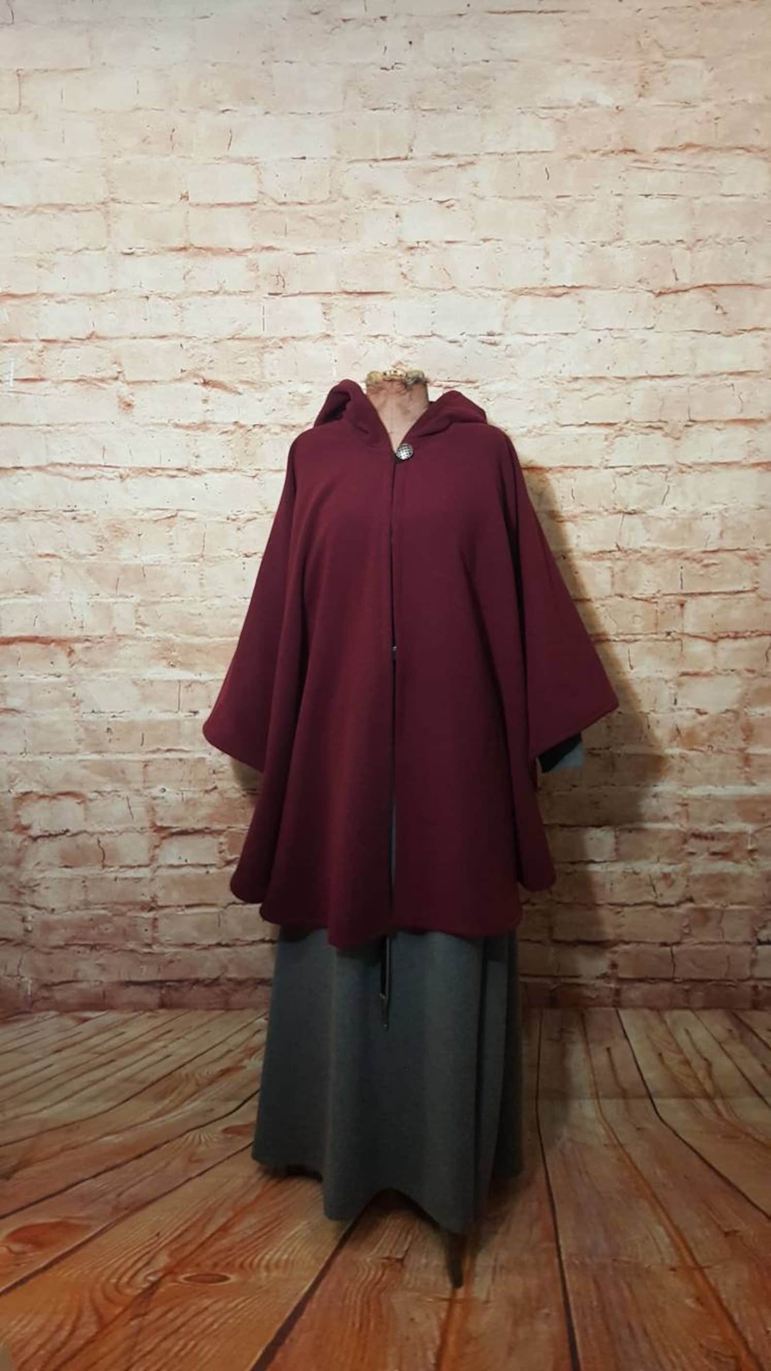 Cape, Poncho, Cape, Coat, Medieval Cloak, Cape, Middle Ages, Bordeaux ...