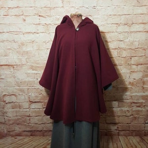 Cape, Poncho, Cape, Coat, Medieval Cloak, Cape, Middle Ages, Bordeaux ...