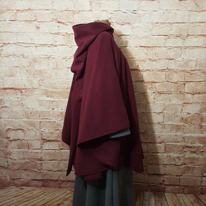 Cape, Poncho, Cape, Coat, Medieval Cloak, Cape, Middle Ages, Bordeaux ...