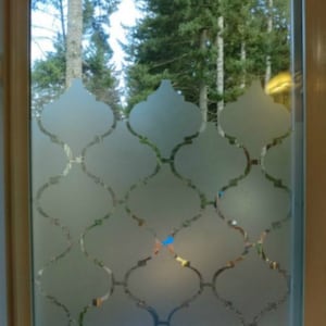 Moroccan Privacy Window Film Etched Glass Film Frosted Decal Quatrefoil ...