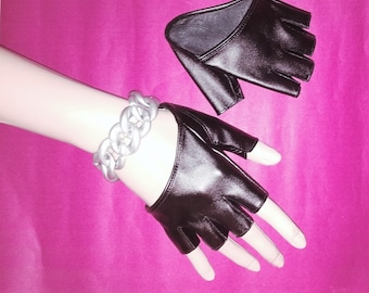 Riding gloves | Etsy