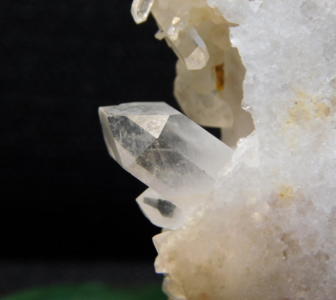 Tabby Quartz Crystal Phantom in Fissure Specimen, Coopers Ridge, North ...