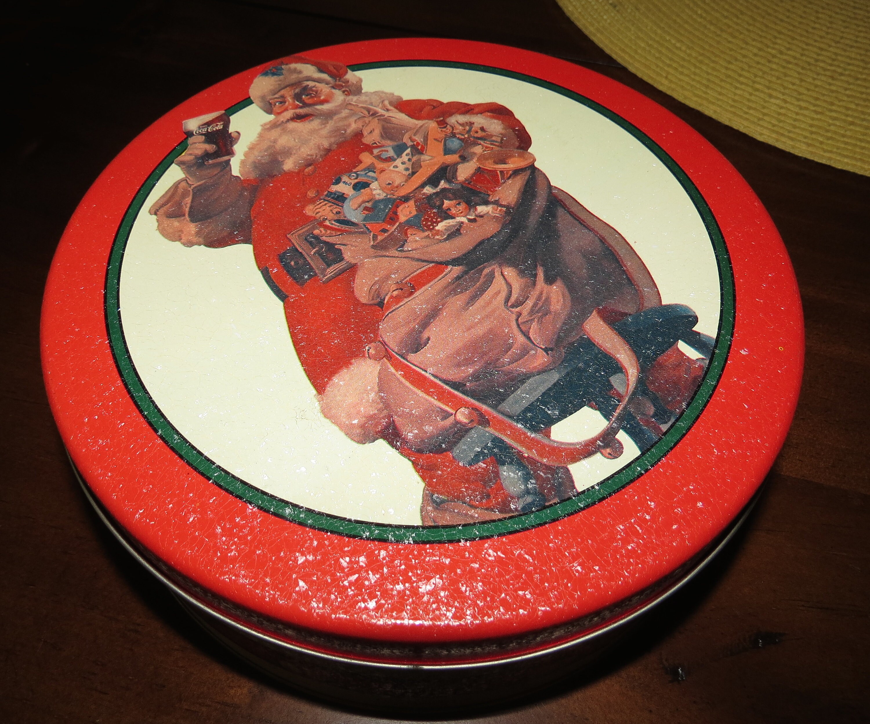 Retro Coca-Cola Santa Keepsake Can