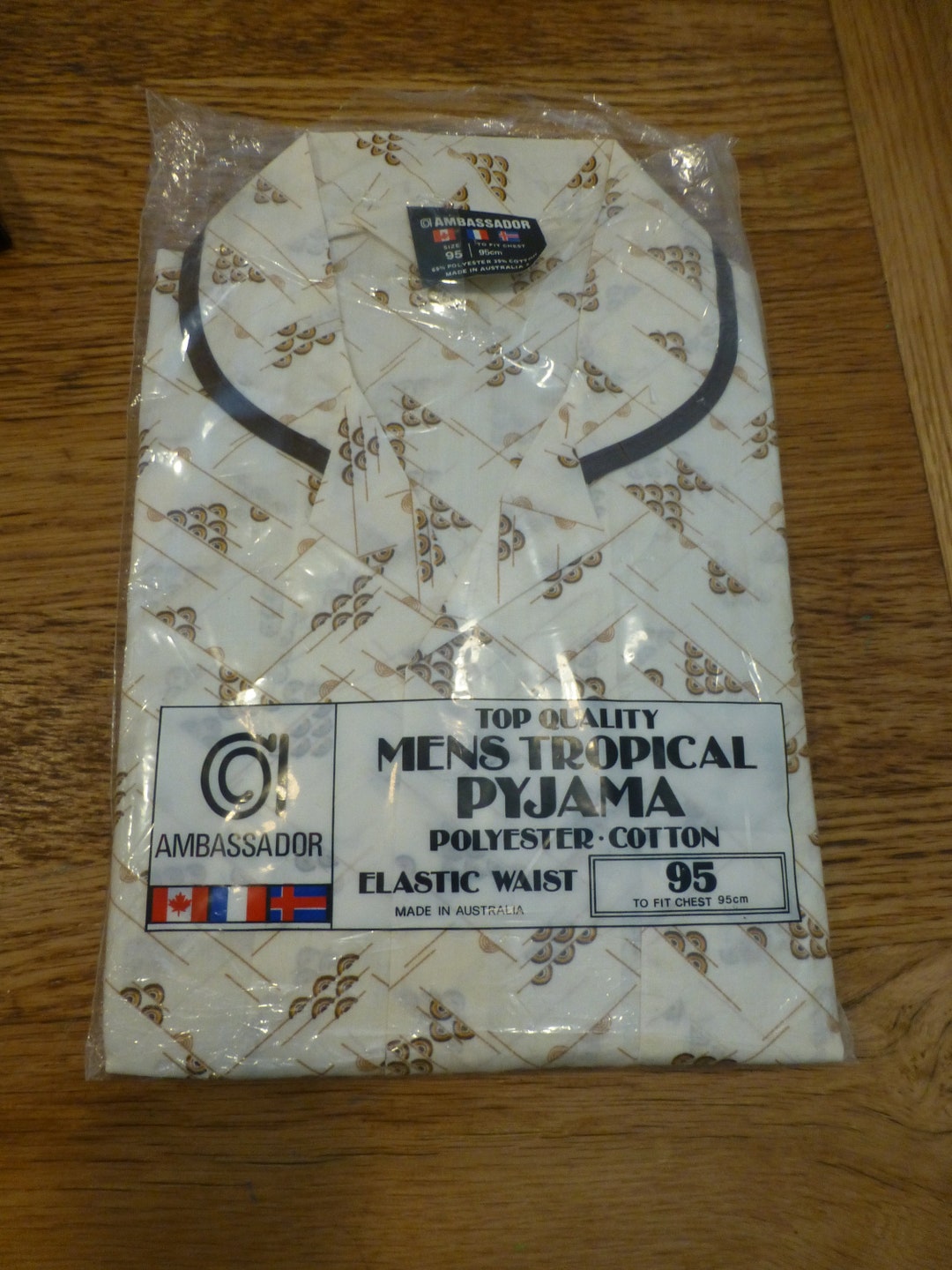 Funky Retro 1970s Traditional Men's Short Pyjamas Made in Australia to ...