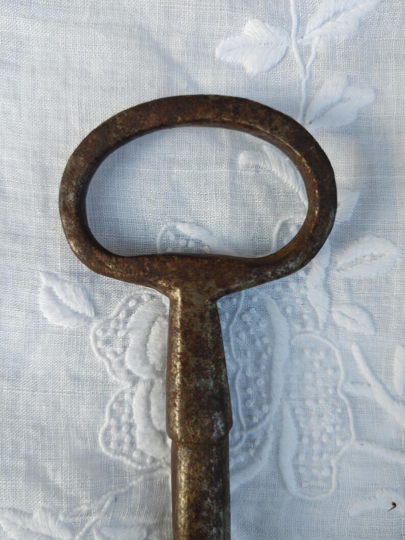 Giant Antique Skeleton Key for Castle, Jail, Gate, Antique Rare Extra ...