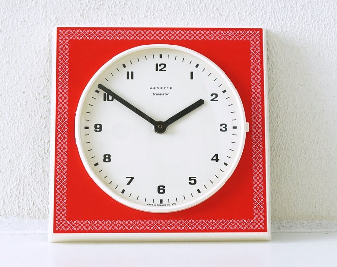 VEDETTE Red and White Mid Century Wall Clock, France - Etsy