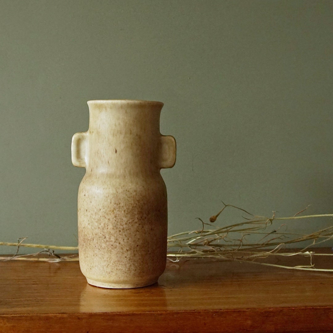 MATT CAMPS Beige Mid Century Vase for Loré Beesel, Dutch Pottery - Etsy
