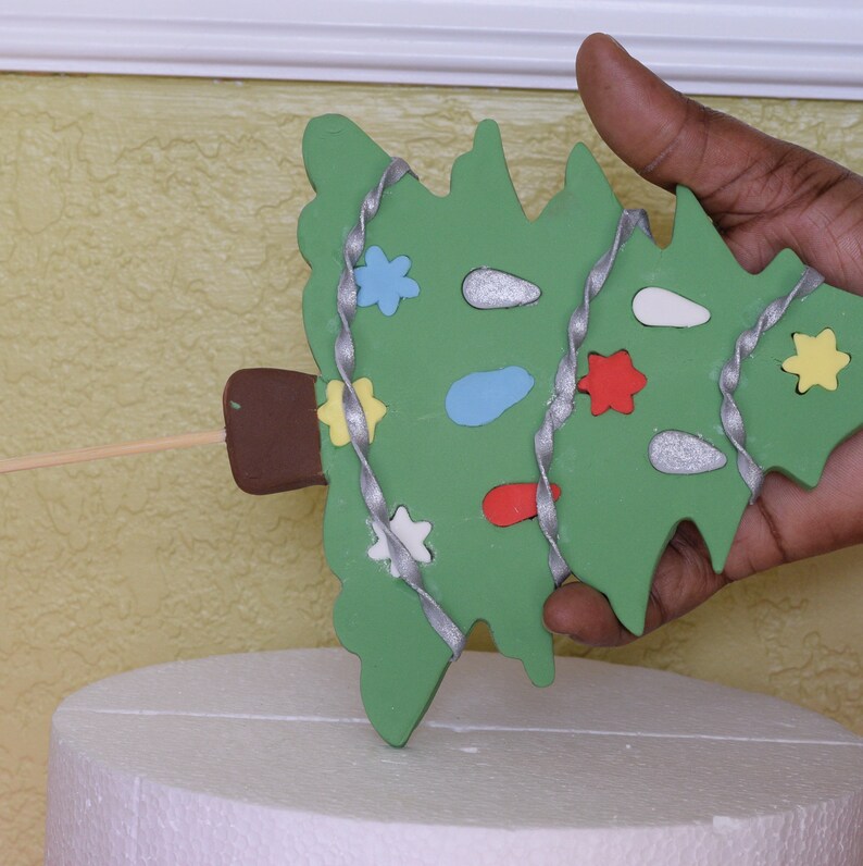 Christmas Tree With Fondant / Gum Paste Gift Wrapped Boxes for - Etsy