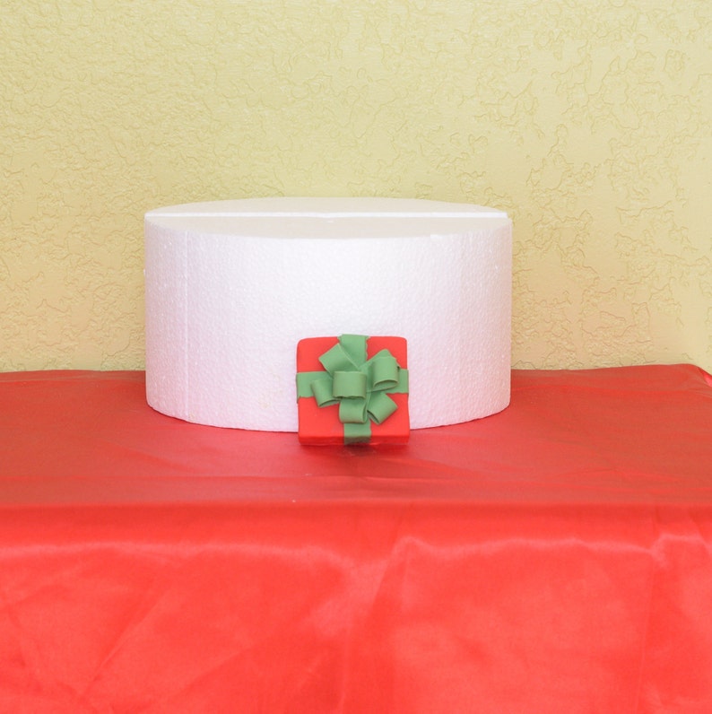 Christmas Tree With Fondant / Gum Paste Gift Wrapped Boxes for - Etsy